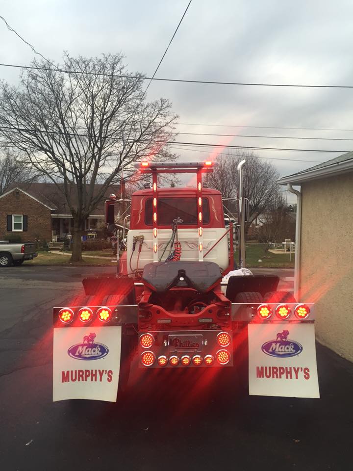 Mack RD - Classic Mack Trucks 1950-1989 - BigMackTrucks.com