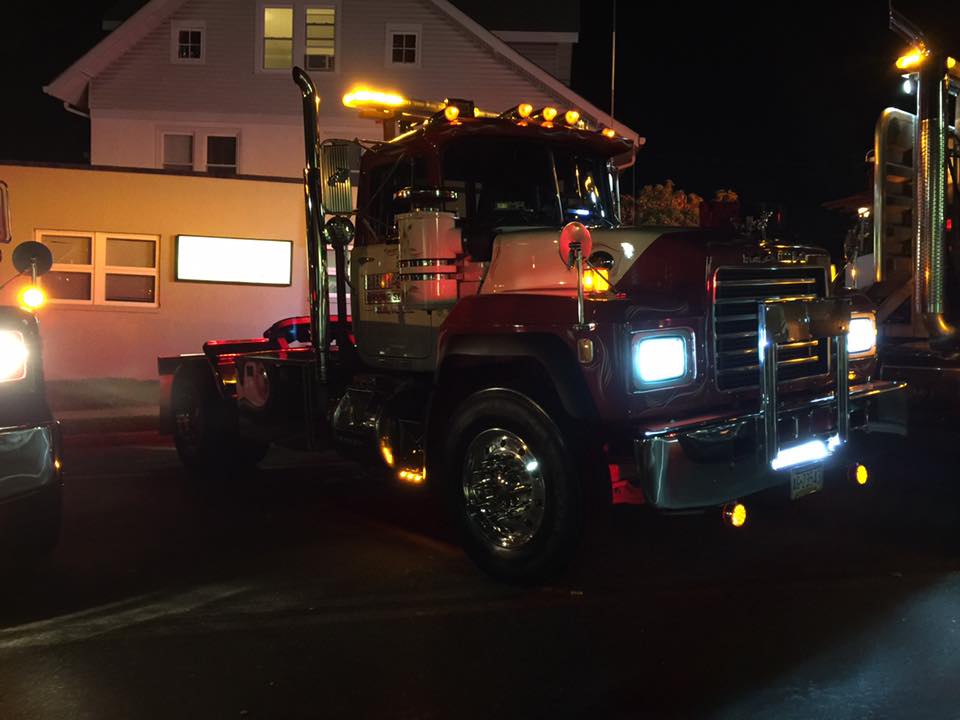 Mack RD - Classic Mack Trucks 1950-1989 - BigMackTrucks.com