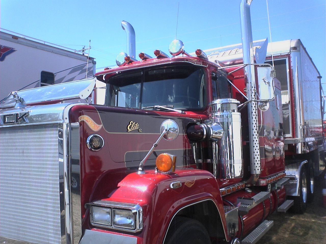 Mack Mack Magnum Superliner - Classic Mack Trucks 1950-1989 ...
