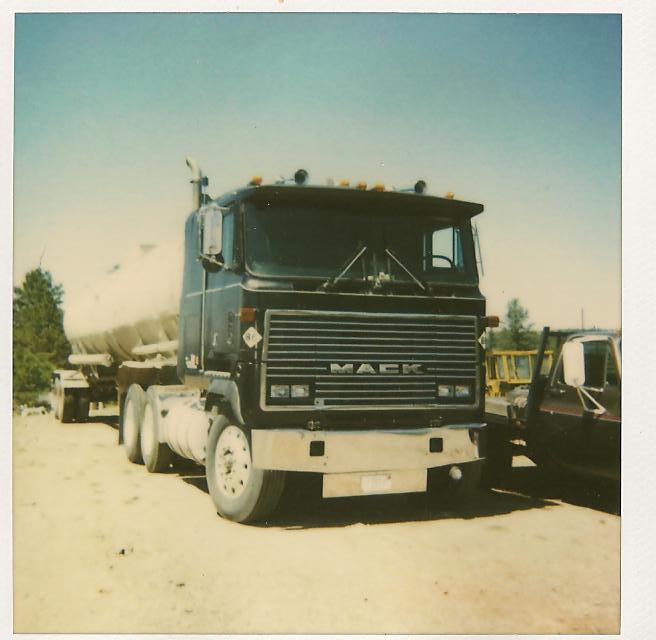 mack mh - Classic Mack Trucks 1950-1989 - BigMackTrucks.com