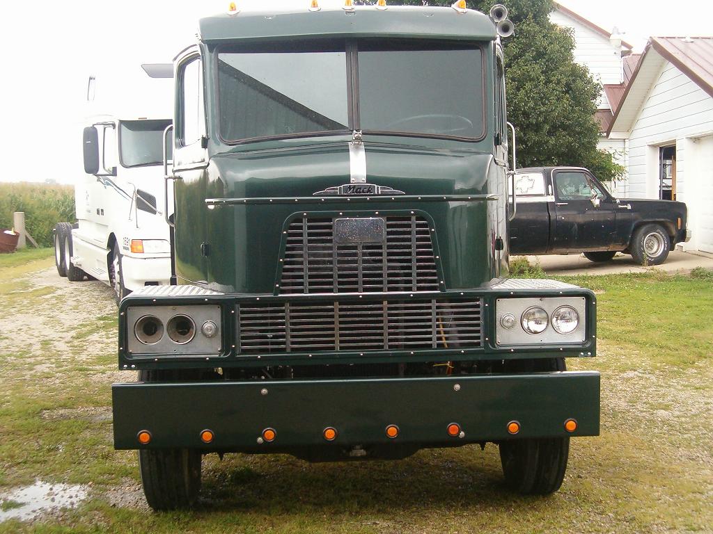 mack h model - Classic Mack Trucks 1950-1989 - BigMackTrucks.com