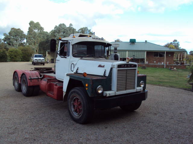Mack Flintstone - Classic Mack Trucks 1950-1989 - BigMackTrucks.com