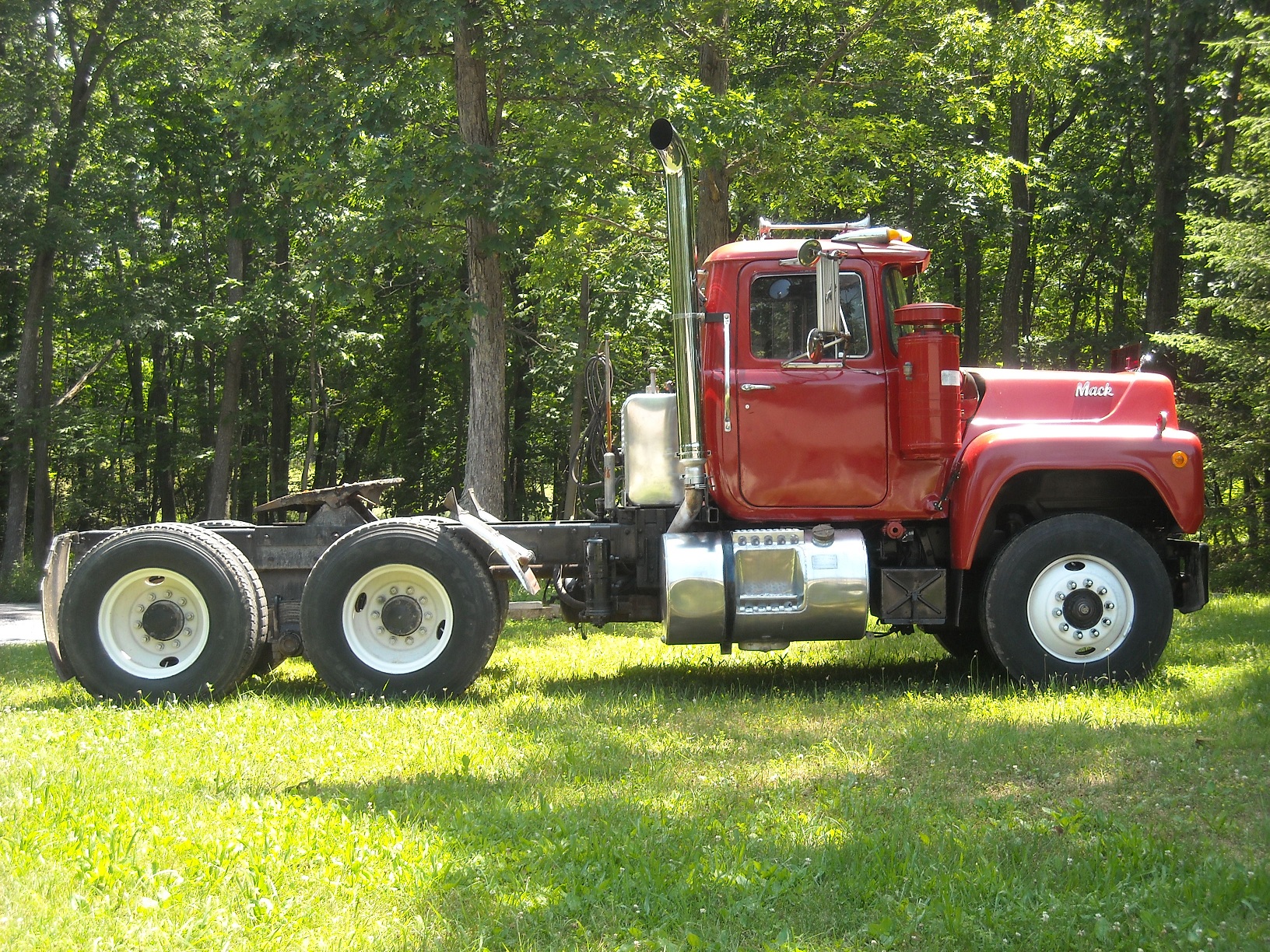 Mack R 686 ST - Classic Mack Trucks 1950-1989 - BigMackTrucks.com
