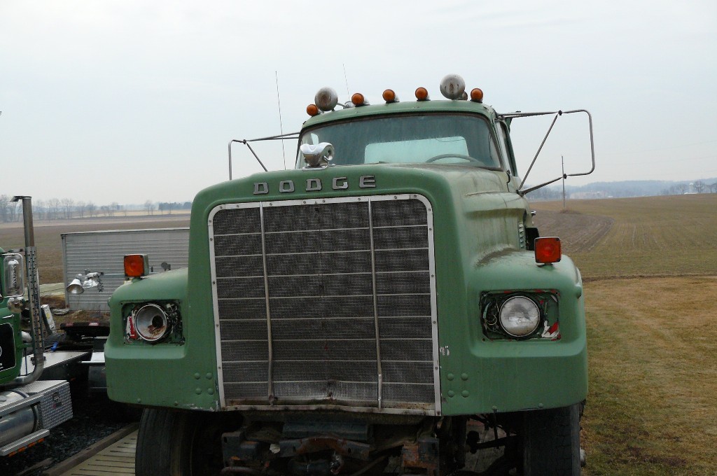 Dodge CNT-950 - Classic Mack Trucks 1950-1989 - BigMackTrucks.com